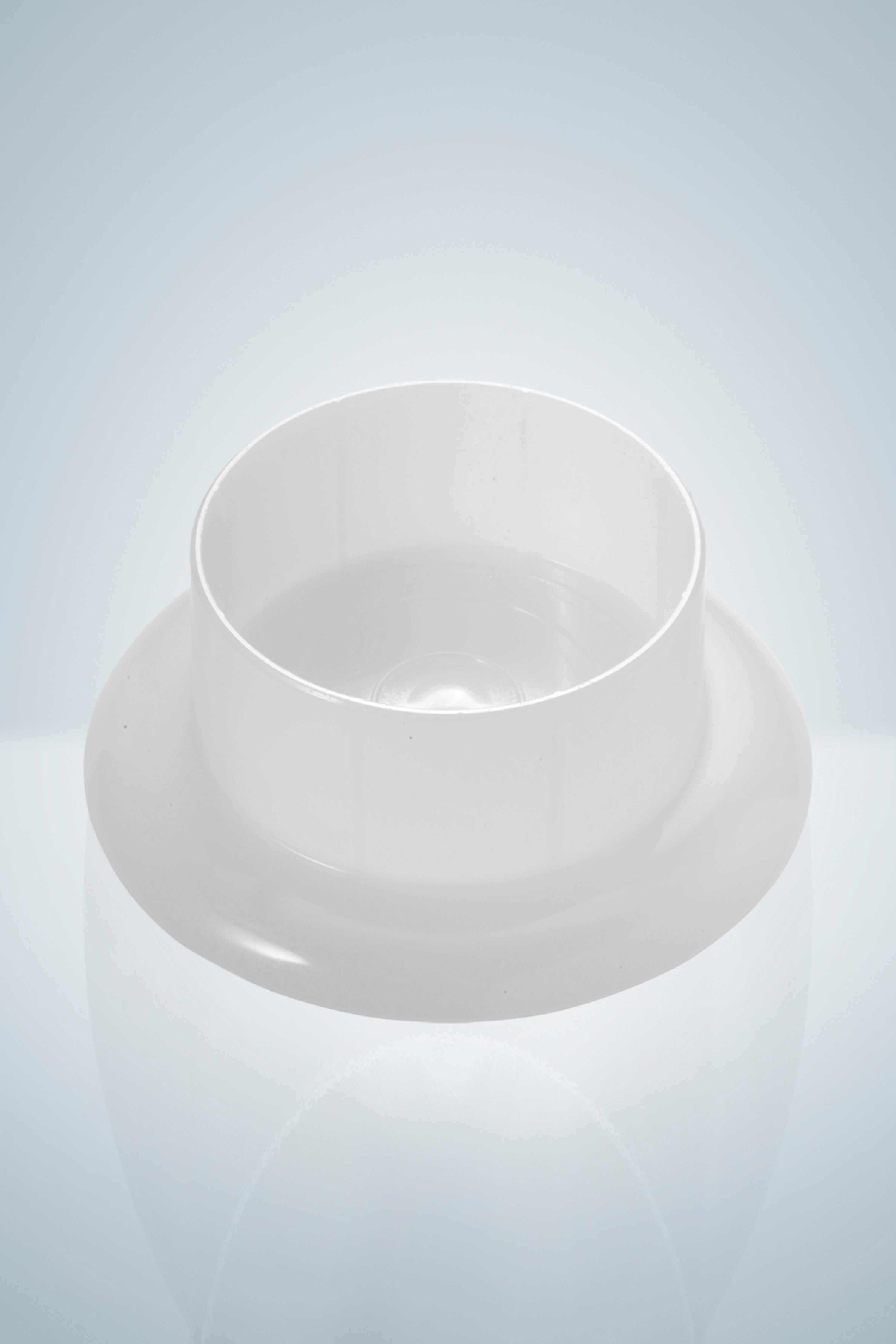 Plastic base 500 ml– ESSLAB